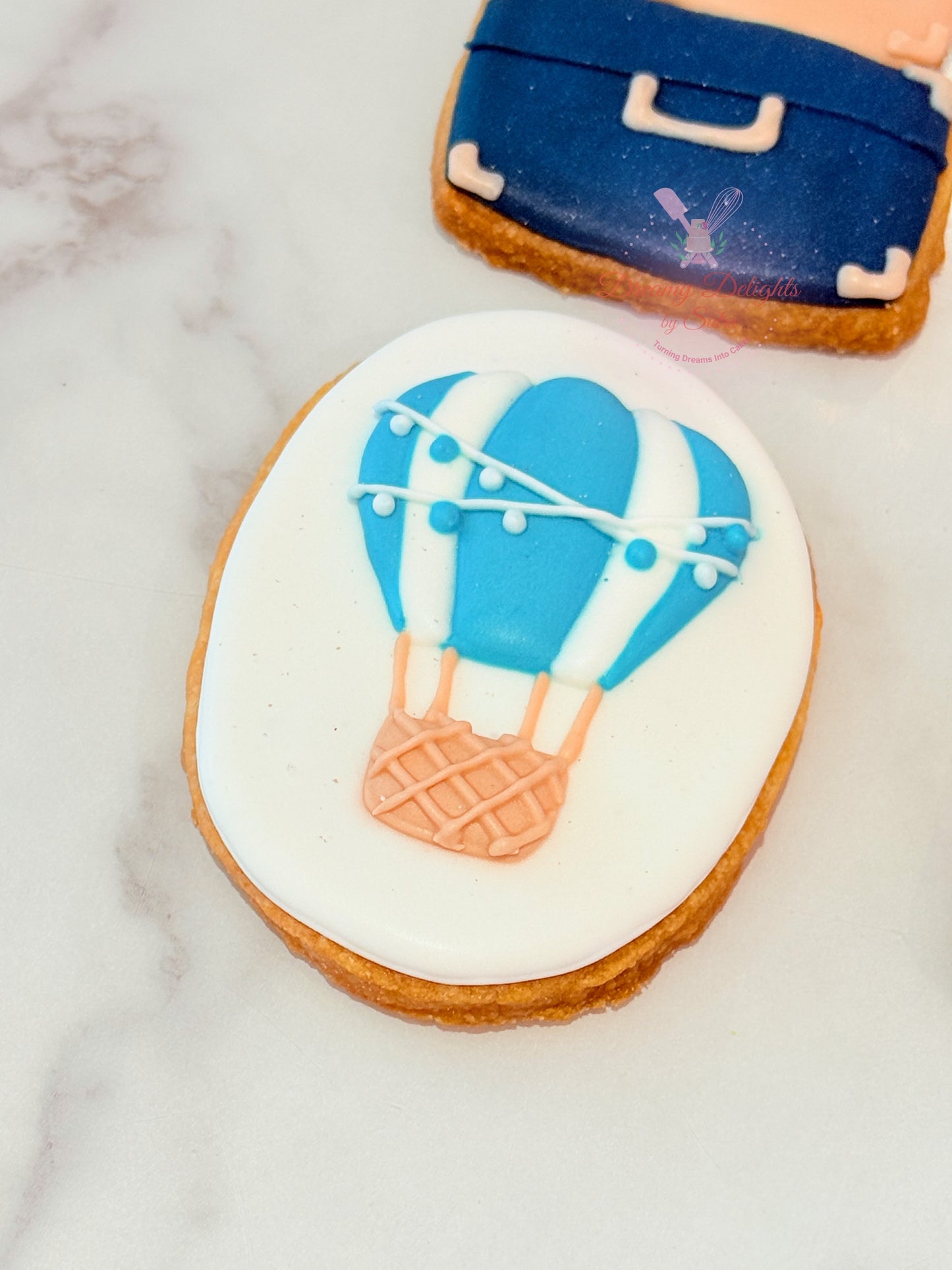 Travel Cookies Dubai | Custom Fondant Cookies – DreamyDelightsBySidra